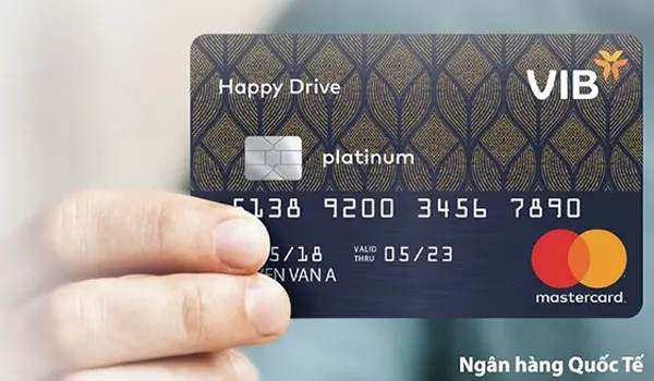 Nên lựa chọn sử dụng MasterCard Credit hay MasterCard Debit?